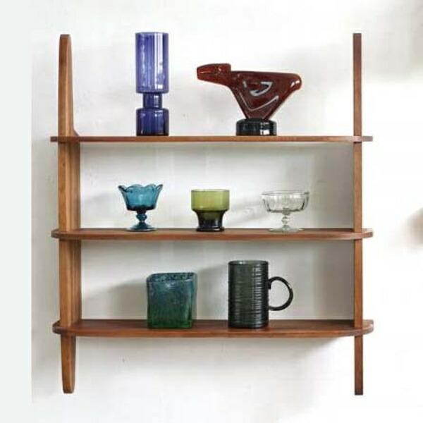 ホームステッド Homestead　より、KOKO 3シェルフのご紹介です。■「KOKO 3シェルフ」は3段式のディスプレイシェルフ。流線形のパーツが食器、雑貨、グリーン、コレクションアイテムetcをとびきり魅力的に引き立ててくれます。棚受...