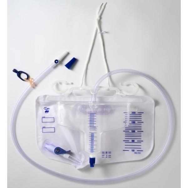 【特徴】350mLの精密尿量計と2000mLの採尿バッグをコンパクトに一体化。350mL精密尿量計は、余裕を持った時間尿量測定が可能。    【仕様】製品コード：800 001 3015容量：精密尿量計容量350mL/　採尿バッグ容量200...