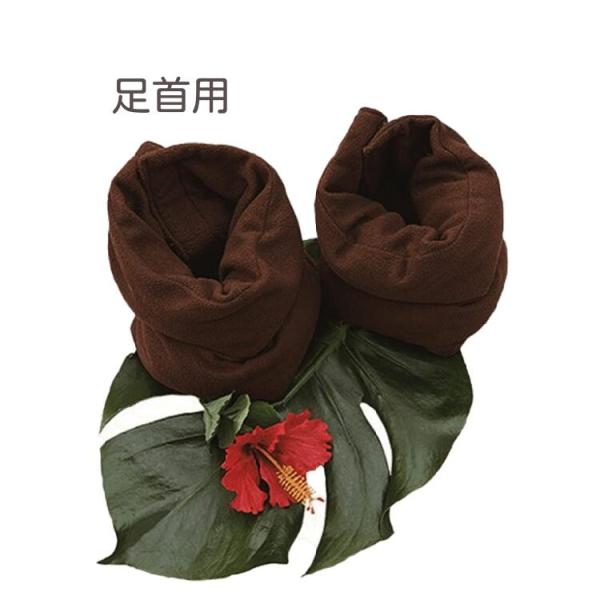 商品詳細 商品名    楽草ホットパット 足首用  サイズ    12×38cm　400g×2本  生地    綿76％　ポリエステル24%  材料    レモングラス　タマリンド　ジャスミン　シナモン　バイトゥーイ　ワンサオローン　岩塩　...
