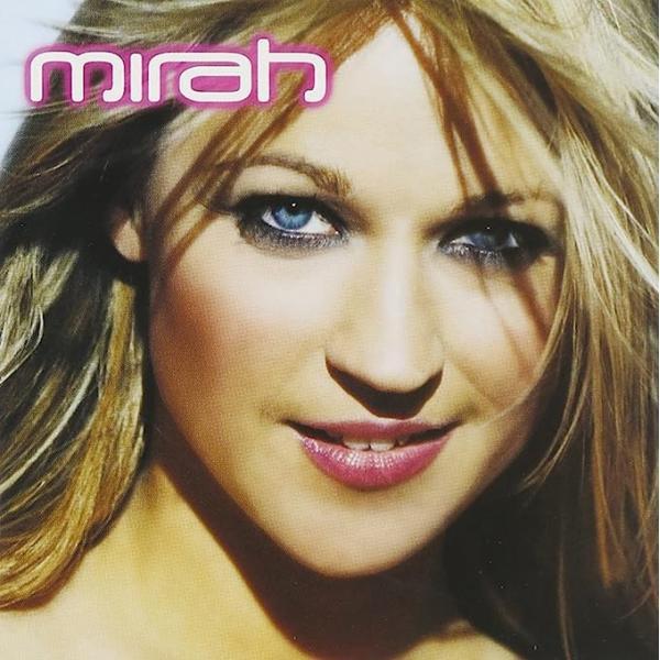 中古につき手入れ作業（研磨＆特殊ケースは除き中古ケースから新品ケースへの交換）を行っております。経年劣化により稀に視聴不可となってしまっている場合がございますので、不良の場合はお問い合わせまでご連絡下さい。