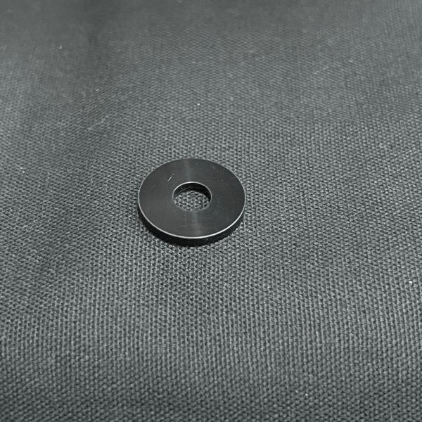 ●材質　ジュラコン（POM）●商品説明　・当社製携帯ホルダー樹脂部品(18φ×2.0t)です。