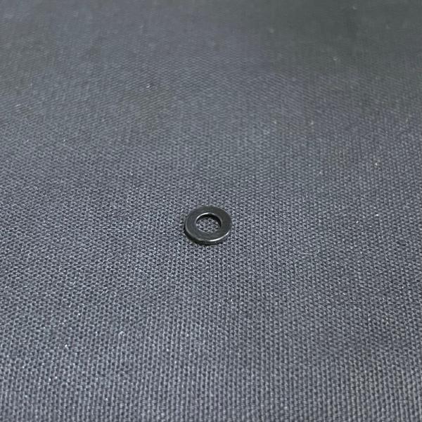 ●材質　ジュラコン（POM）●商品説明　・当社製携帯ホルダー樹脂部品(8φ×1.0t)です。