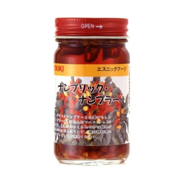 ナンプラーに赤唐辛子を漬け込み、レモンの酸味を加えたタイのテーブル調味料です。程良い辛みと酸味が料理の味を引き立てます。生春巻きや揚げ物などのつけダレとしてお使い下さい。