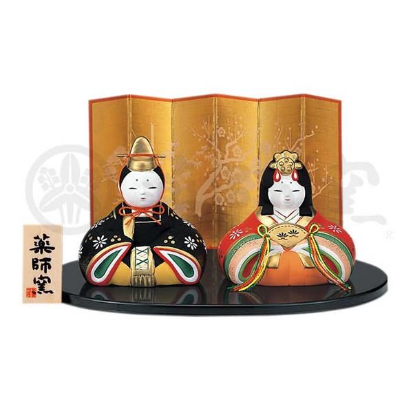 【商品名】【2449】●ひな人形●錦彩華みやび雛【サイズ】高さ　男6cm・女5.5cm（※高さは陶器本体の寸法です）※商品はすべて手作りの為、色合いや質感が実際の商品とは多少異なる場合がございます。※こちらは取り寄せ商品です。※メーカーの在...