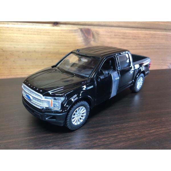 【 フォード クルー キャブ トラック ミニカー モータマックス アメリカン雑貨 SUV 限定車