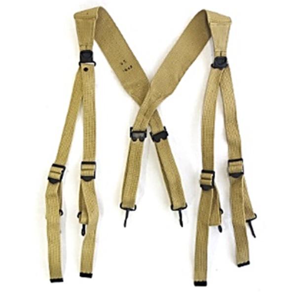 【商品名】 アメリカ軍 M1936 X型 サスペンダー カーキ 綿キャンパス地 帆布製 レプリカ 米軍 ミリタリーウェア ミリタリーグッズ 軍モノ 【ジャンル・特徴】 ミリタリーウェア ミリタリーグッズ ミリタリー用品 ミリタリー系 タクテ...