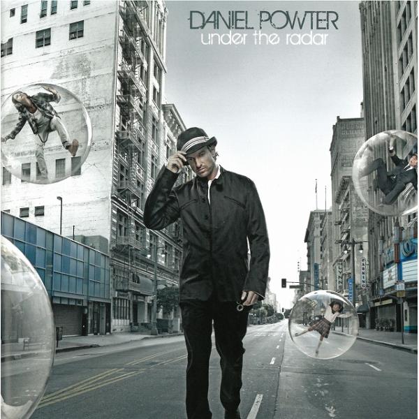 タイトル：　Under The Radarアーティスト：　DANIEL POWTER　ダニエル・パウター※中古品ですので、歌詞カードの色褪せ・折れ・汚れなどがある場合がございます