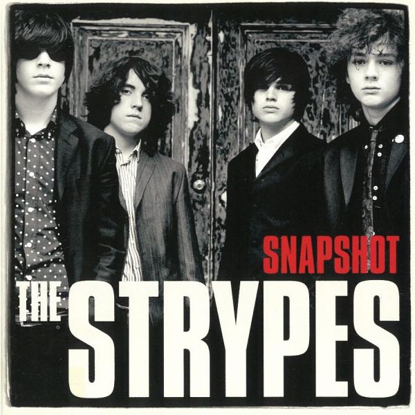 タイトル：　SNAPSHOTアーティスト：　THE STRYPES　ザ・ストライプス※中古品ですので、歌詞カードの色褪せ・折れ・汚れなどがある場合がございます