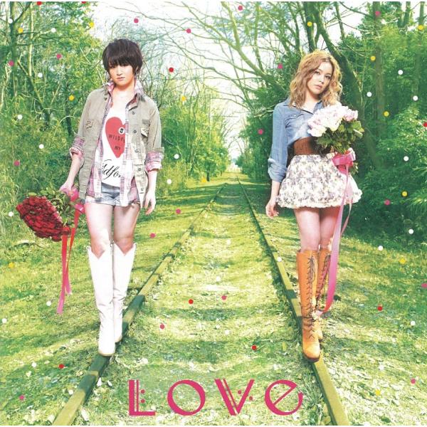 タイトル：　大切なキモチアーティスト：　Love※中古品ですので、歌詞カードの色褪せ・折れ・汚れなどがある場合がございます
