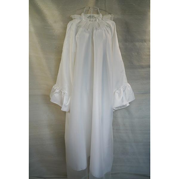 【発売日：2020年08月11日】◆商品情報セレモニードレス「華羽織B」◆素材全  身 : サテン生地　ポリエステル100%前身頃 : オーガンジー　ポリエステル100%◆サイズ・カラーフリー　身丈約140cmホワイト◆形状被せ仕様　後ろ開...