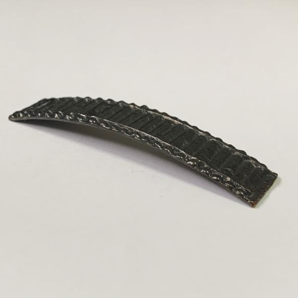 【内容】・盆景　丸木橋　銅製・・・・１つ● サイズ（約） 全体：幅６ｃｍ×高さ０．５ｃｍ×奥行き１．２ｃｍ● 材質 銅製※実際の商品は掲載の写真と形、色目等若干の違いがございます