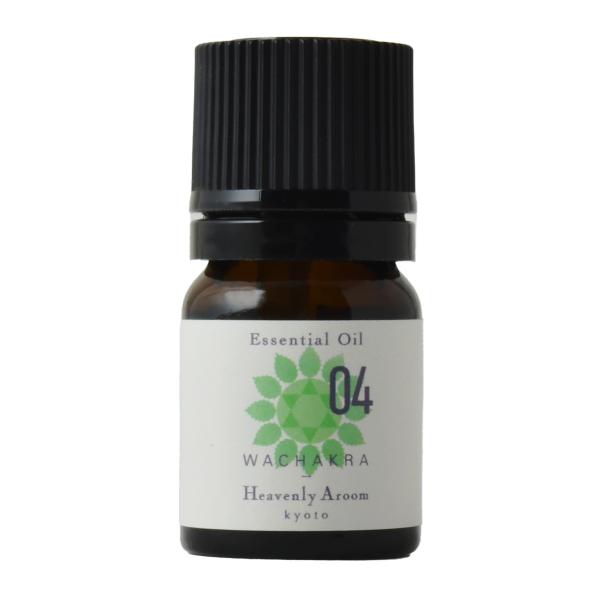 Heavenly Aroom エッセンシャルオイルWACHAKRAは、各チャクラにあわせて国産エッセンシャルオイルと天然エッセンシャルオイルを11種類配合したオリジナルブレンドエッセンシャルオイルです。チャクラとは体の中心にあるエネルギーの...