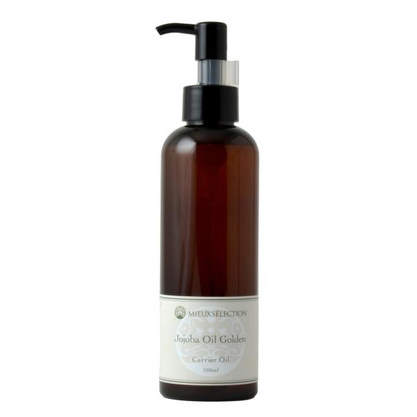 ホホバオイルは 化学構造が人の皮膚の油性分泌物と似ているため、肌によく浸透し、サラッとして伸びが良いのにしっとりとさせます。ベタつき感もありません。顔や全身のお手入れによく利用されます。また、保存しやすい安定したオイルです。※ホホバオイルの...