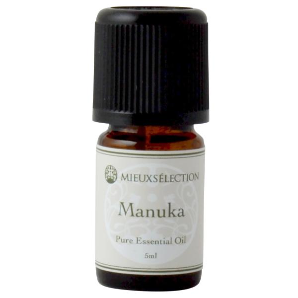 マヌカは、広くニュージーランドに生育する植物です。抗菌性に優れています。マヌカ特有の癖のある香りです。学名：Leptospermum scoparium抽出部位：葉と枝抽出方法：水蒸気蒸留法原産国：ニュージーランド