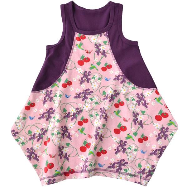 サクランボや可愛らしいお花、ちょうちょたち。スカートがプックリふくらんだ、個性的なワンピースです。オシャレなシルエットに大注目。女の子が好きそうなやさしい色使いと、インパクトのあるテキスタイルは北欧ブランドの「スヌージー」ならでは。お出かけ...