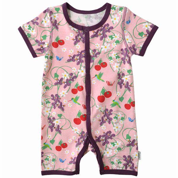 鮮やかなサクランボが乙女チック♪蝶々、小鳥、花柄…。女の子の「好き」をたくさん詰め込んだショートオールです。伸縮性のある素材で、適度にフィットし着心地もバツグン♪前が大きく開いて脱ぎ着もラクラク!デザイン性が高く高品質のテキスタイルなのにお...