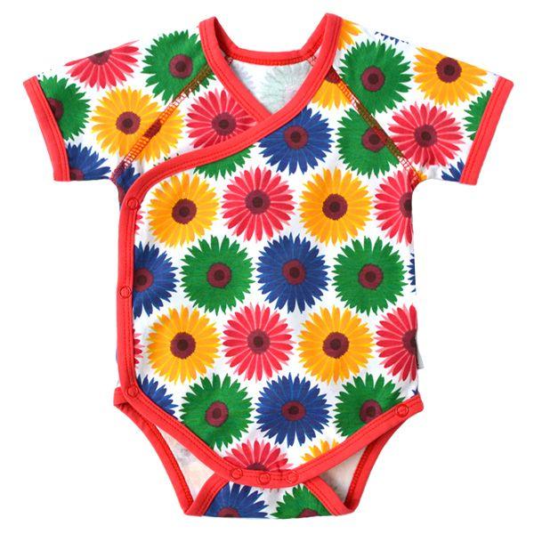 色とりどりのひまわりがデザインされた打ち合わせボディースーツです。打ち合わせになっているので、首の座っていないベビーちゃんでもお着替えラクラク♪大胆な色使いとインパクトのあるテキスタイルは北欧ブランドの「スヌージー」ならではです。デザイン性...