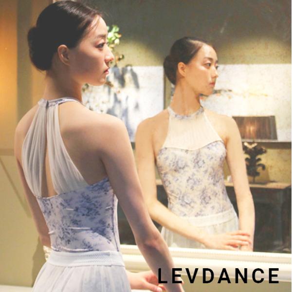 【LEVDANCE/レヴダンス】韓国ブランド バレエ 花柄 レオタード中世の情景を盛り込んだ絵画的なプリント「トワルド・ジュイ・トイル・デ・ジュイ」クラシックで魅惑的なフローラルパターンが華やか極まりなく豪華でありながら、ボディラインを際立...