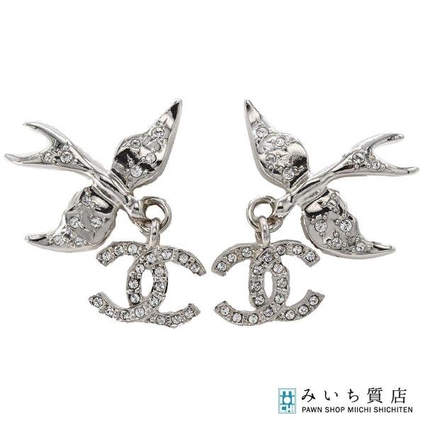 シャネルのピアスです。Aランク：使用感も少なく状態の良い商品です。