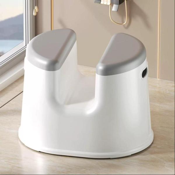 1.材質：プラスチック。和風シャワールームロースツール凹面U字型プラスチック家庭用クリエイティブ厚みのある滑り止めの小さなバスチェア。3.ABS は無毒で無味、環境にやさしく健康的、変形しにくく、アンチエイジングで、10 年間使用できます。...