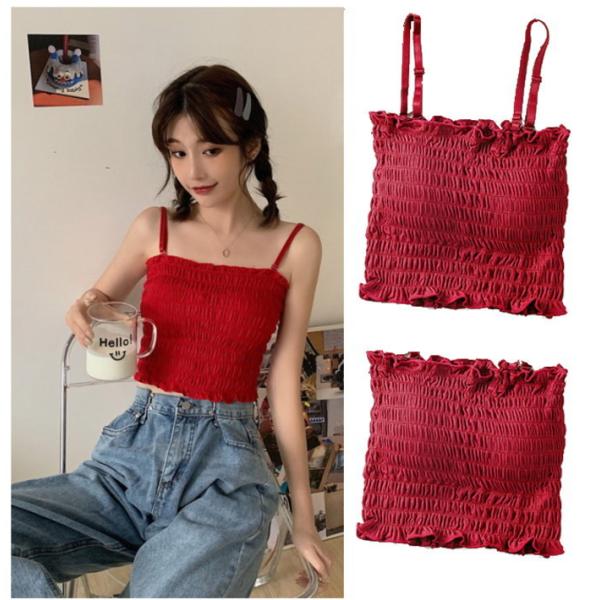 【メール便】■レッド 赤 red の【新品】出品です。ストラップが取り外し可能なショート丈キャミソール。≪サイズ≫フリーサイズ　着丈約24cm 身幅約26cm(約15cm伸縮)ストラップが細めで、華奢にみせます！カップ付きなので、ブラの代わ...