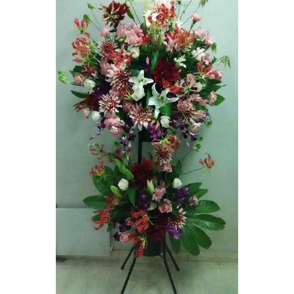 ライブ・コンサート会場、舞台のご出演お祝い、開店のお祝いなどに。★こちらの商品は東京・神奈川のみのお取り扱いで、直接配達させていただきます★お手数ですが、ご注文いただく前にお届け日時などをお知らせいただき配達可能かどうかお問い合わせください。