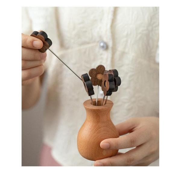 商品名:フルーツピック セット 5本入り 木製 ステンレス デザートフォーク 果物フォーク キッチン雑貨 プチギフト ミニフォーク 和菓子 スイーツ 送料無料                            商品説明:くだもの フルー...