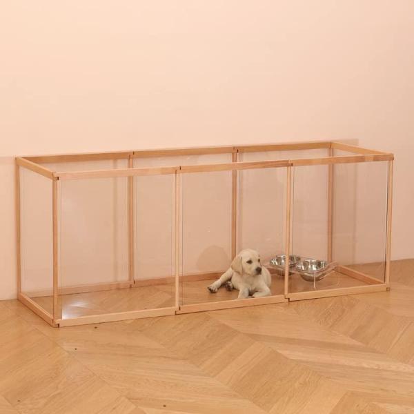 素材としてのケヤキ材は、木目がはっきりしていて色も明るく柔らかいです。耐久性および耐朽性にも優れていて、他のウッドより重く硬いです。63cmの高さと指一本分ぐらいの隙間なので、小さなペットにも脱走の心配はありません。透明PVCフェンスは中の...