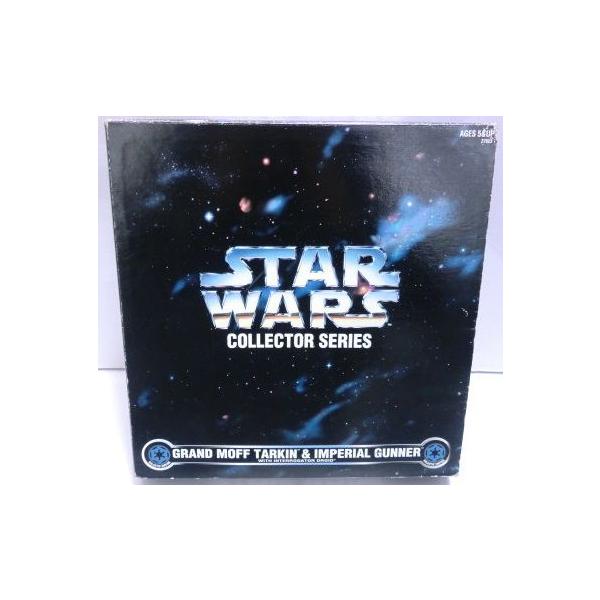 スターウォーズ12インチシリーズ！モフターキンとインペリアルガンナーの2パック12インチフィギュアが入荷です！丸いドロイドも付属されていますね♪パッケージサイズ約；33x 31.8x 6.7cm※経年為キズや凹みなどが有りますので予めご了承...