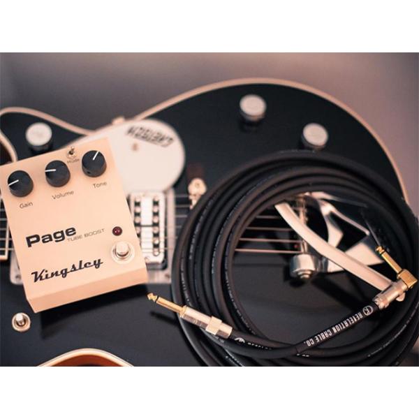 静電容量が52pF/mとラインナップの中で最も低く、圧倒的なワイドレンジ、そして出力する信号を出来る限り低損失とすることを実現。原音を活かした音作りを求める方、特にベーシストにおすすめのモデルです。静電容量を低くする為にはケーブルの太さを他...