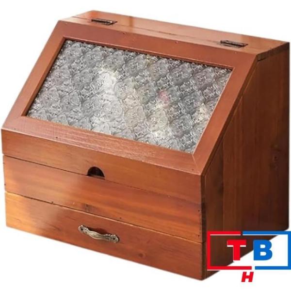 ヴィンテージデザイン: この木製メイクアップオーガナイザーはヴィンテージ無垢材のデザインが特徴で、化粧台やデスクトップに優雅なタッチを加えます。自然光とモニター環境により色味が異なります。パッケージ内容：木製収納ボックス本体×1。素材: カ...