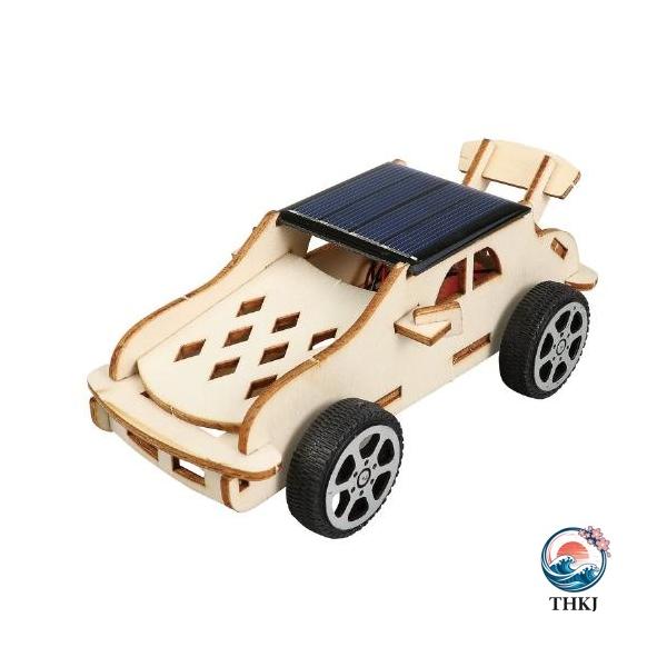 【商品説明】  地球にやさしい無限のエネルギー！  太陽光で走る木製ソーラーカー    商品サイズ　65×50×40mm  セット内容　ベニヤパーツセット、取説  重量　112g  材質　木、鉄、ゴム【商品説明】 地球にやさしい無限のエネル...