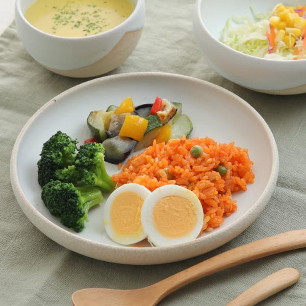 ※電子レンジOK※食洗機の使用は可能ですが陶製品を長持ちさせるには手洗をお勧めします。 ※商品の色、柄、寸法はひとつひとつが手作業で作っております。その為、写真と多少の違いが生じる場合がございます。また、スマートフォン・パソコンの環境（モニ...