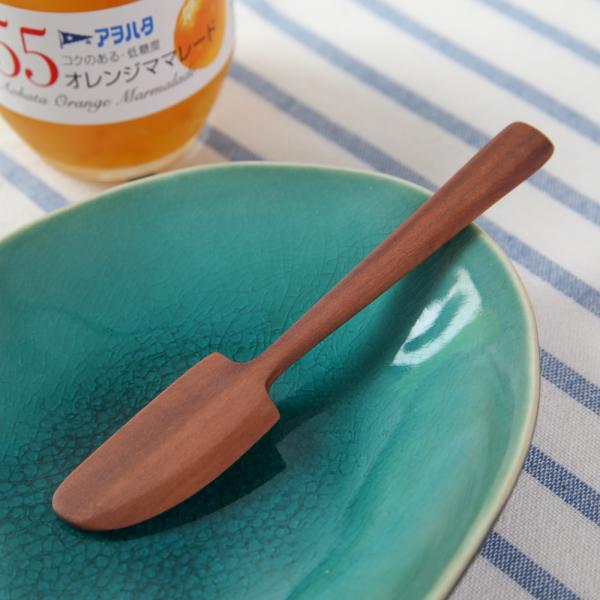 繊細で美しいデザインの天然木カトラリーです。木のぬくもりがナチュラルテイストの食器やお料理にぴったりです。自然派のレストランやカフェにおすすめいたします。サイズ:120×20mm材質:天然木（サオ）塗装：ウレタン(マット仕上げ)生産国:イン...