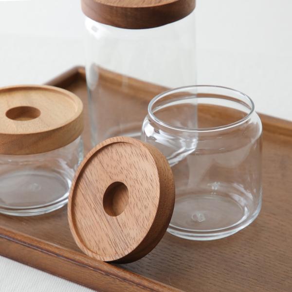 タイで製造されるCHABATREE (チャバツリー) は無塗装・無漂白。職人による手作りのキッチンツールは肌触りもよく、特徴的な自然の風合いは、まるで10年前からそこにあるかのようにキッチンにストンと馴染んでくれます。職人が一つひとつ作り上...