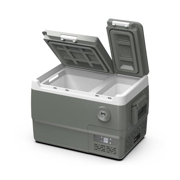 グリーン/31L/KGS38・Size:31L・【2室・2フタ独立温度制御】31L大容量の新型車載れいぞうこは左右部屋の温度は別々に設定できるため、片方で冷凍食品を凍りながら、もう片方で飲み物や果物を冷やすことが可能です。独立の2フタを採用...