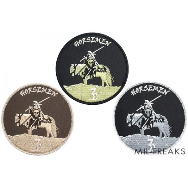 Minotaurtac製 SEAL チーム3 "Horsemen"刺繍ベルクロパッチ。映画 "アメリカンスナイパー" のクリス・カイル氏が所属していた、中東地区担当のSEALチームパッチです。パニッシャースカルの盾をもったホースマンの下に3...