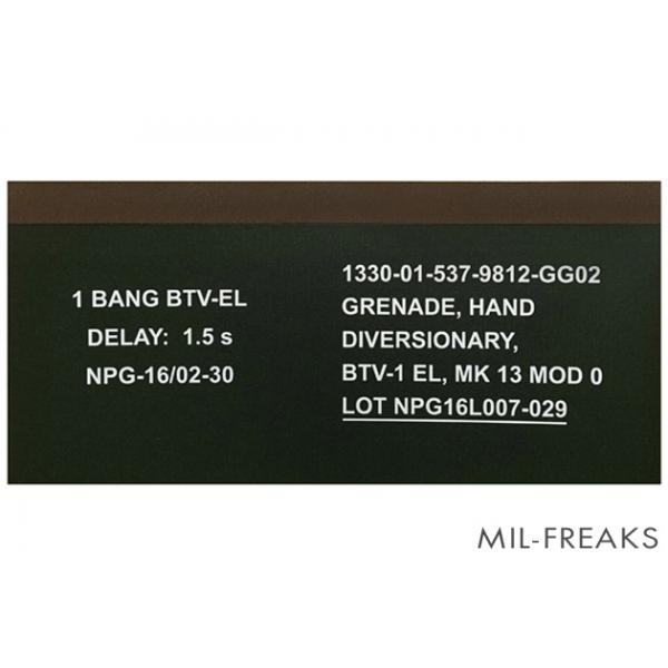 Mod Breaches製 Mk13 MOD 0 BTV-EL フラッシュバン リアル化ステッカー海軍や海兵隊で使用されているフラッシュバン Mk13のレプリカをよりリアルに仕上げます。実物もステッカーが貼ってあるため、プリントされているレ...