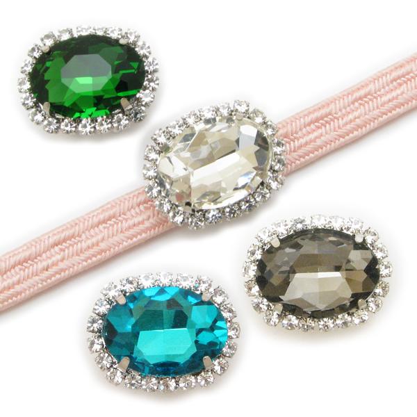 ラインストーンが美しく輝くオーバル形の帯留めですモダン着物や個性的な着こなしにおすすめのアイテムです素材：合金、ラインストーン大きさ：約22mm×18mm重さ：約5g金具部分サイズ：リング内径約12mm※画像の帯締めは付属しません　　