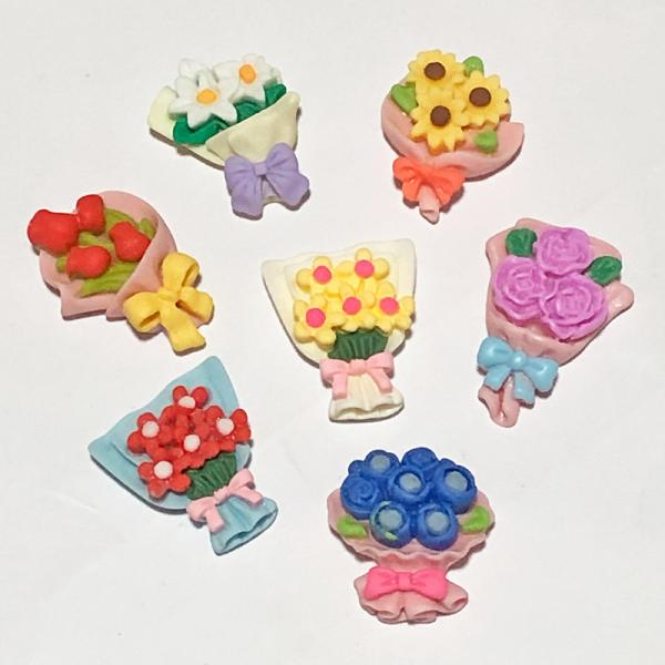 全7種　お花　花束　 デコパーツ2個　90円サイズ：向日葵で約1.9cm×2.4cm×0.7cm　（約19mm×24mm×7mm）☆ご希望のカラーを選んでください☆A： 黄色いお花 2個B： 白いお花 2個C： ひまわり 2個D： 薔薇 2...