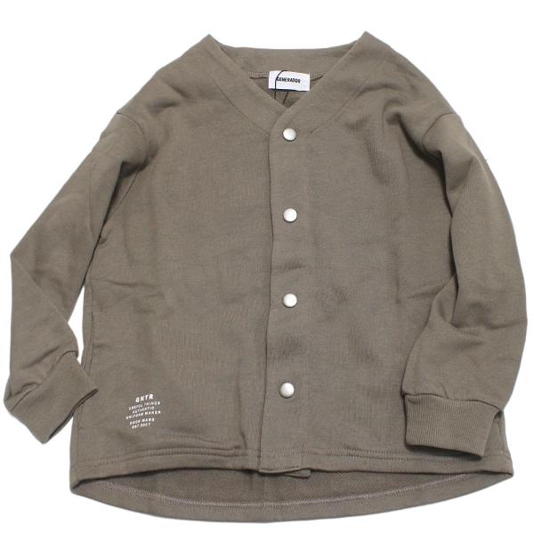 GENERATOR ジェネレーター“ジェネレーター”のノーカラーJK・カーディガン感覚で着られるライトアウター・生地は軽量感のあるポリエステル混の裏毛・ロングシーズン着用可能・無駄のないミニマルなデザイン・首元はすっきりした印象のVネック・...