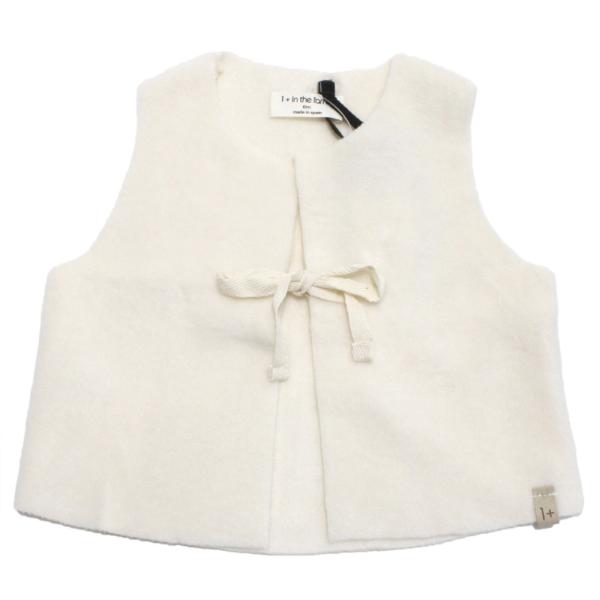 1＋in the family ワンモア イン ザ ファミリー“ワンモア イン ザ ファミリー”のMARINETTE(ベスト)・見た目もあたたかなフリースベスト・軽量でソフトな肌触りと保温性の高さが魅力・フロントはリボンで結ぶ仕様・ナチュラ...