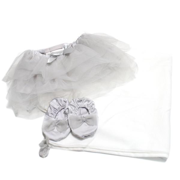 mocmof モクモフ“モクモフ”のバレリーナギフトセット（ケーキ型）・チュールスカートとシューズとおくるみの3点セット・出産祝いや。ベビーフォトなどにもおすすめ・おくるみは肌あたりの良いワッフル地とパイル地の裏表仕様・ふんわりと広がるチュ...