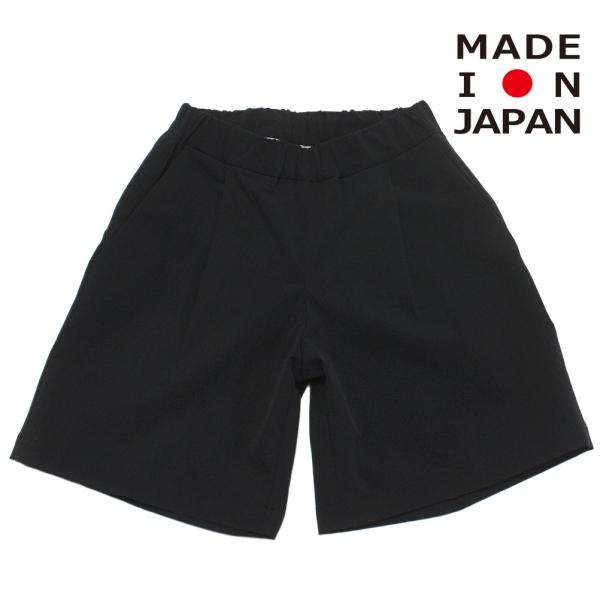 MOUN TEN. マウンテン“マウンテン”のstretch nylon half パンツ (recycle)・普段着からセレモニーまで使えるMOUN TEN.定番のアイテム・ワンタック入りのややワイドなハーフパンツ・マットでドライタッチな...
