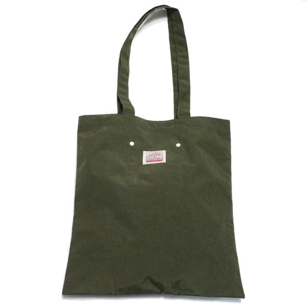 Ocean＆Ground（GOODS） オーシャン＆グラウンドグッズ“オーシャン＆グラウンドグッズ”のGOODAY トートBAG ・習いごとやママのトートバックとしても使えるアイテム・ナイロン素材を採用・A4サイズがすっぽりと入るサイズ感・...