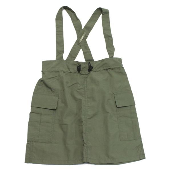 Ocean＆Ground オーシャン＆グラウンド“オーシャン＆グラウンド”のサスペンダーナイロンカーゴスカート・ポケットがポイントのカーゴデザイン・ボディはナイロンワッシャー素材を採用・ウエストコードのデザインも含めスポーティさもあり・コー...