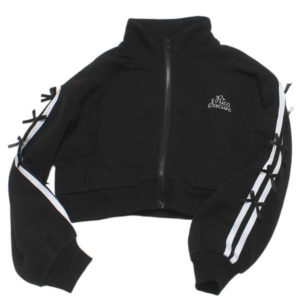 RiCO SUCRE リコシュクレ“リコシュクレ”のリボンショートジャケット・ショート丈ですっきりとしたデザイン・裏起毛素材で暖かな素材感・ジップ仕様なので羽織にも最適・袖のリボンがアクセントになっています。関連キーワード:子供服 キッズ ...