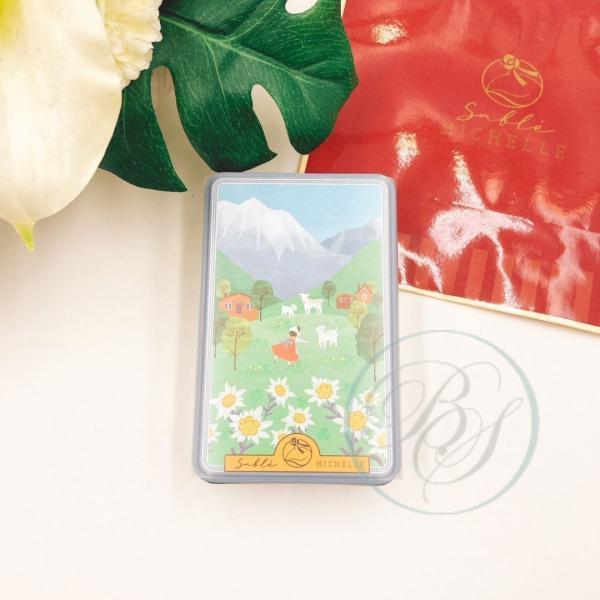 ショップ袋付世界の国を旅して集めたミシェルのお気に入りをさっくり食感の愛らしいサブレに仕立てました。15の国・都市をイメージしています。まるで子供の頃に集めた宝箱を開けるようにワクワクした気分も一緒にお楽しみください。賞味期限 : 製造日よ...