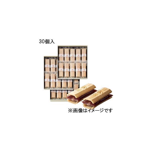 ショップ袋付ふくよかな求肥（もち）入りの餡を、米どころ近江の糯米を使った芳ばしい種ではさんでいただく手づくり最中。たねや初伝、ゆるぎない代表銘菓です。日保ち : 約23日内容量 : ふくみ天平 30個入箱サイズ : 23.0×21.1×12...