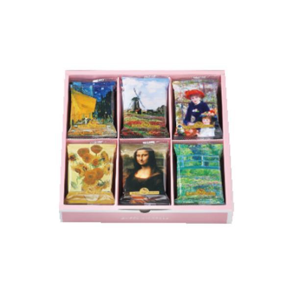 ショップ袋付画家たちが愛したひとときの美しい景色や人の姿を描き残した数々の絵画たち。ギャラリーキャトルはその心揺さぶる美しさを身近に感じることのできるお菓子です。画家たちの生きた時代に想いをはせながらお召し上がりください。